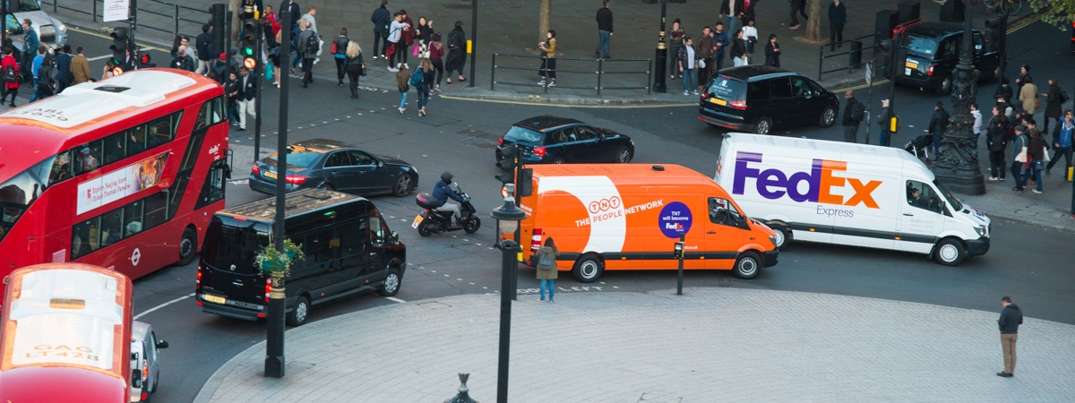 Shipping with FedEx: the complete guide for your e-commerce